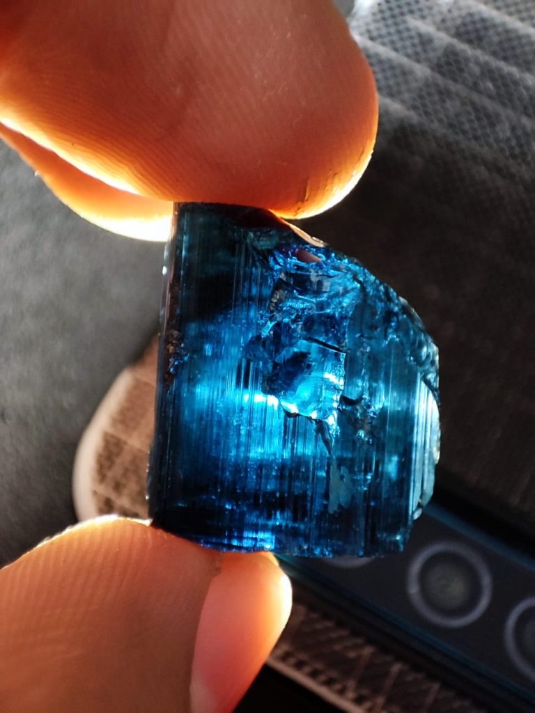 Turmalina, conheça a beleza e suas propriedades | Prosperity Minerais