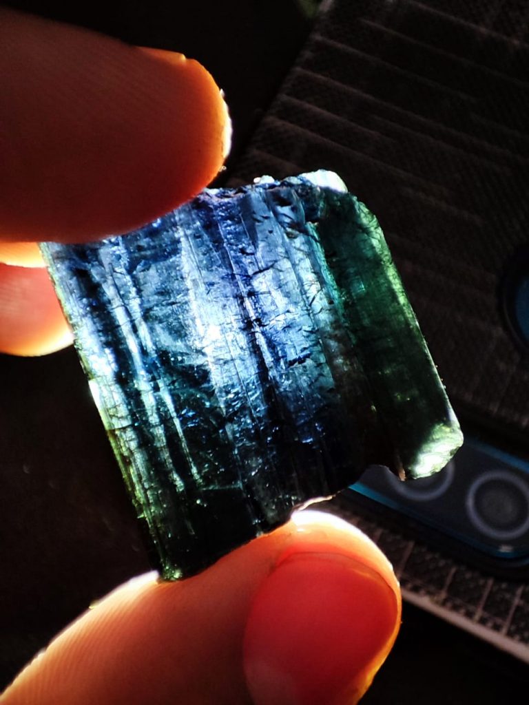 Turmalina, conheça a beleza e suas propriedades | Prosperity Minerais